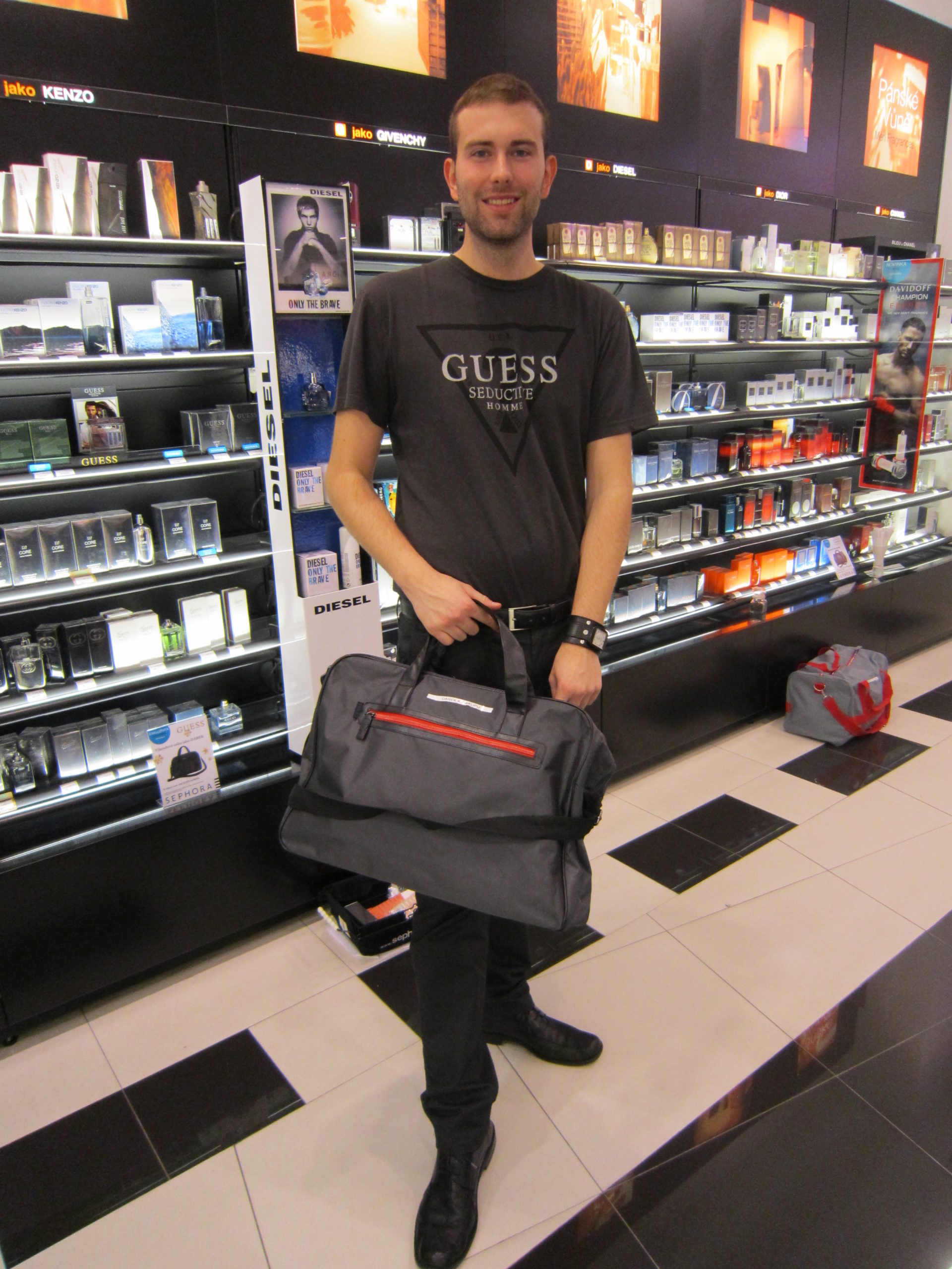 Guess Homme - Sales promotion - COTY - Lenny Promotion s.r.o.